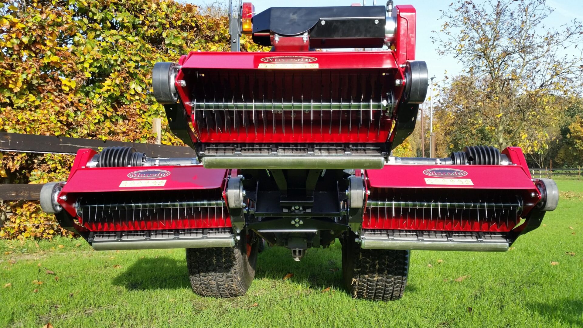 Professional Turf Verticutter | MAREDO MT200 Flex-Verticutter